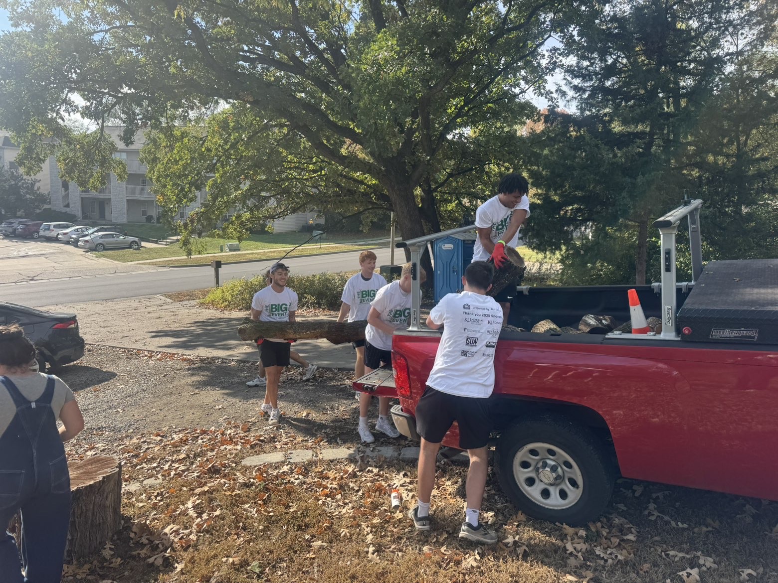 Brothers volunteer for The Big Event • Alpha Tau Omega • America's ...